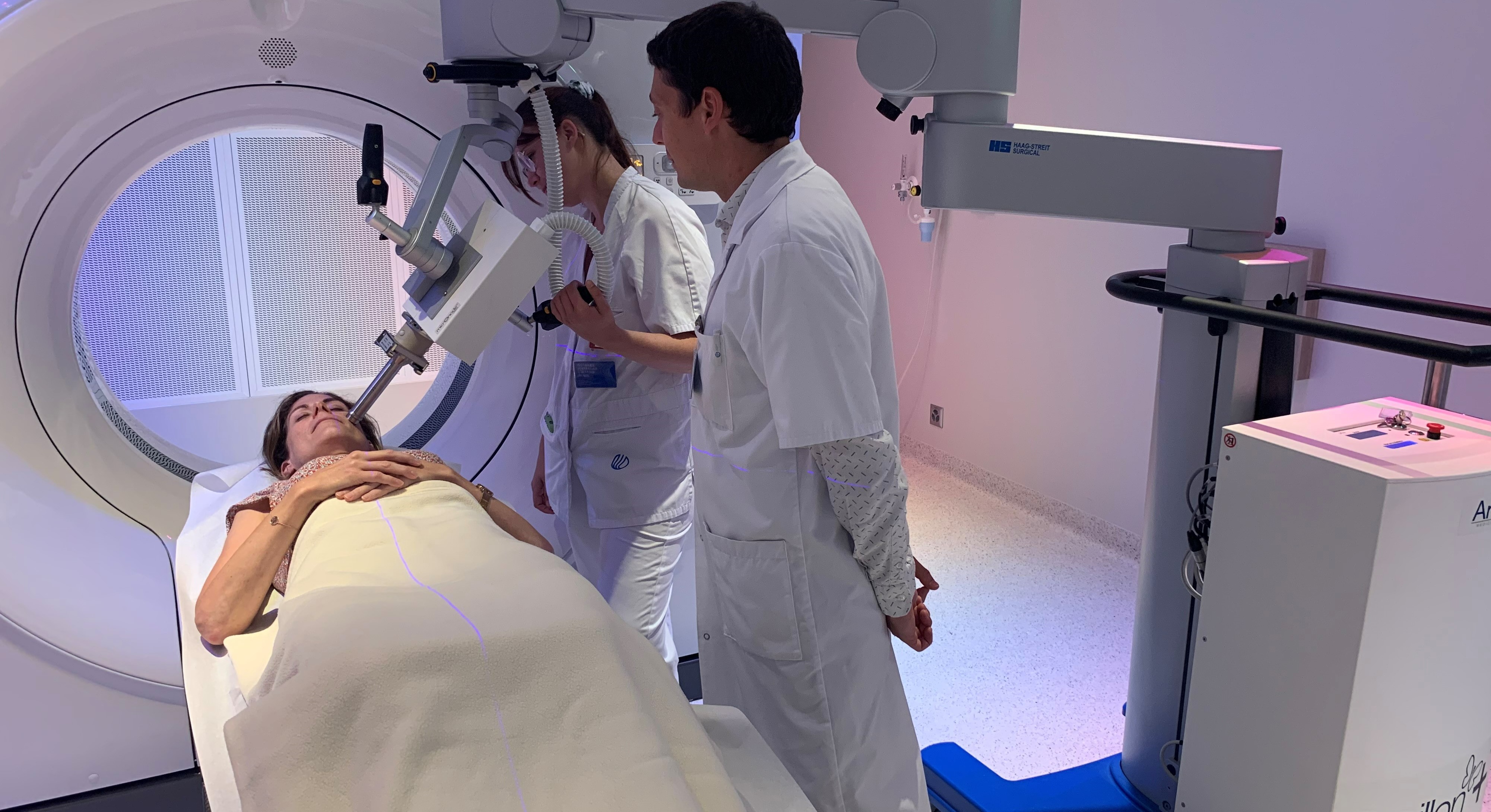 Premier traitement avec le Papillon+™ en radio-oncologie | Swiss ...