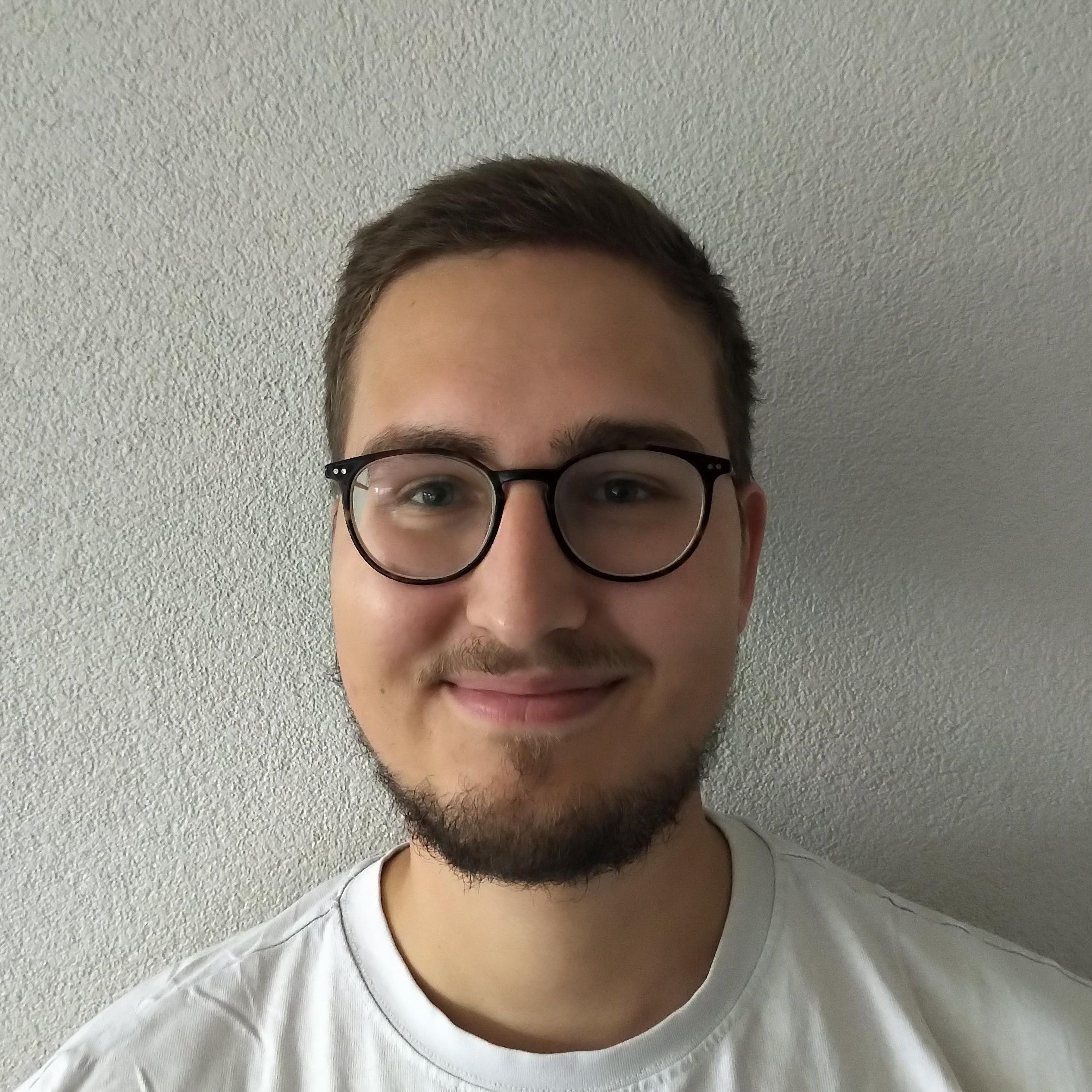 Antoine Lovis | Swiss Medical Network